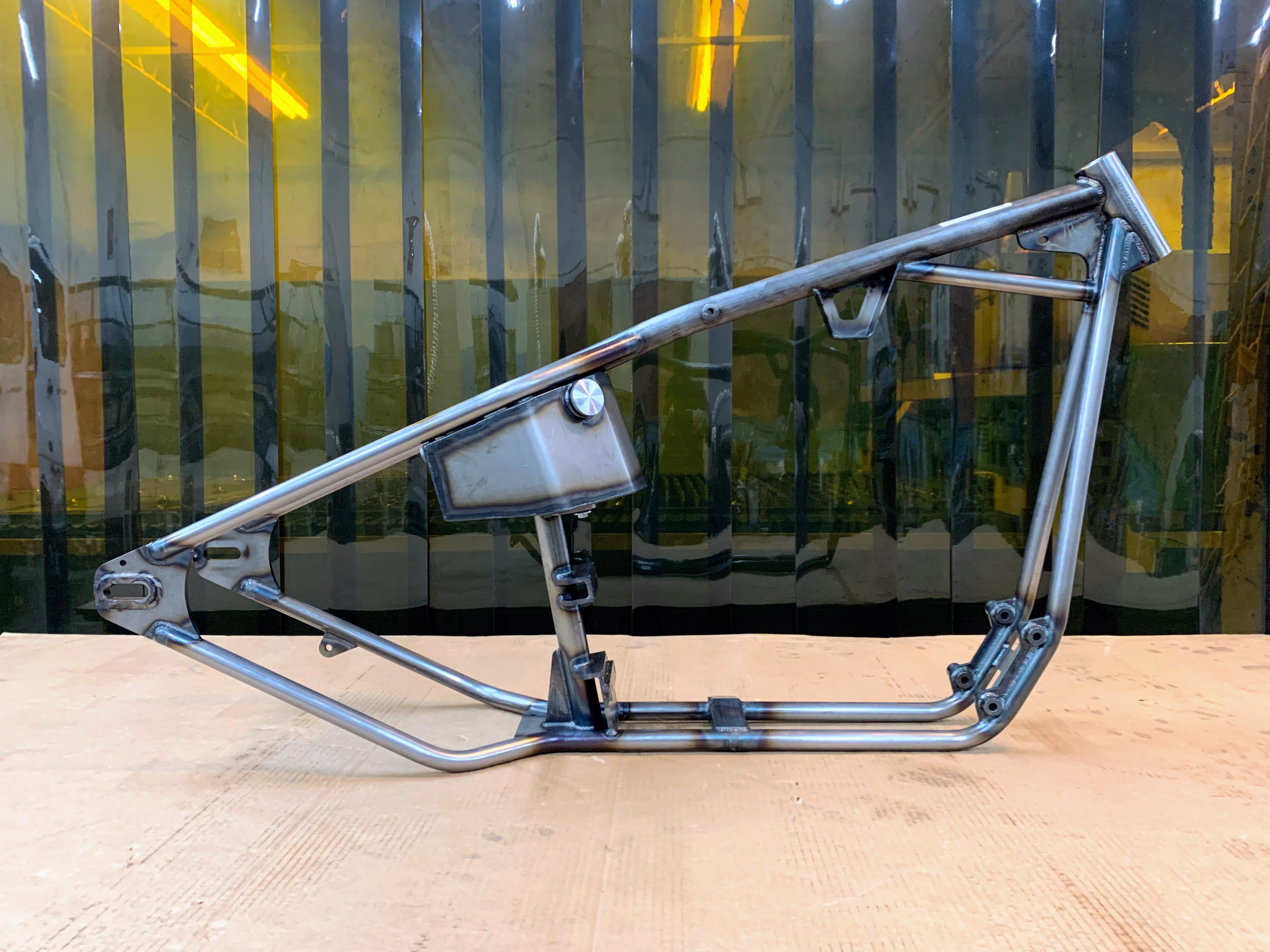 Full Frames – The Gasbox